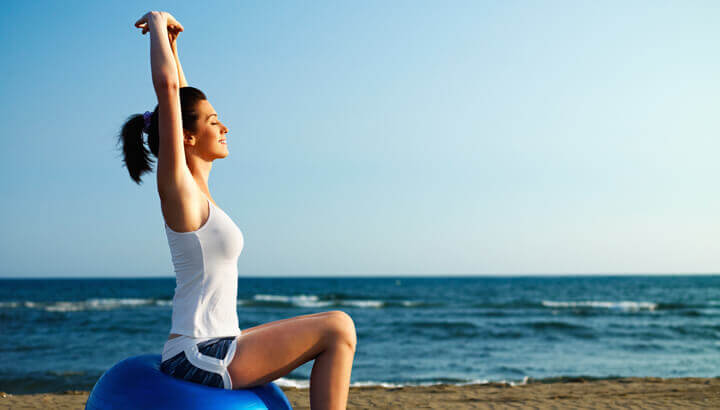 pilates-outside - The Alternative Daily
