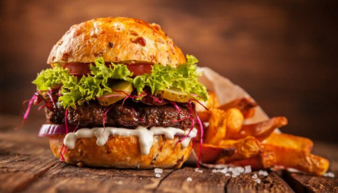 Tricks Photographers Use To Make Your Fast Food Look Irresistible